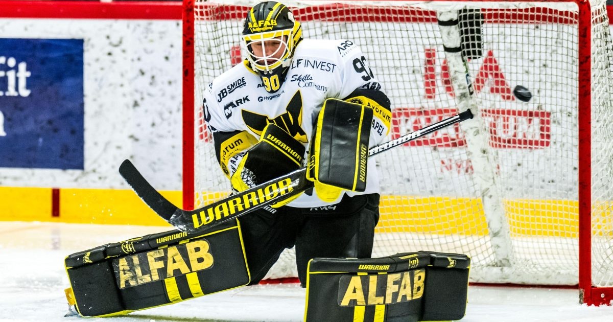 Ian Blomquist klar för Comet Halden - Västerås IK