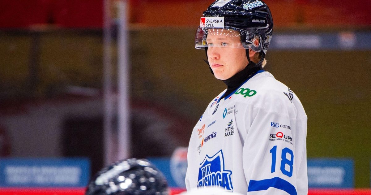 Mikkel Øby-Olsen tillbaka i Almtuna - HockeyAllsvenskan